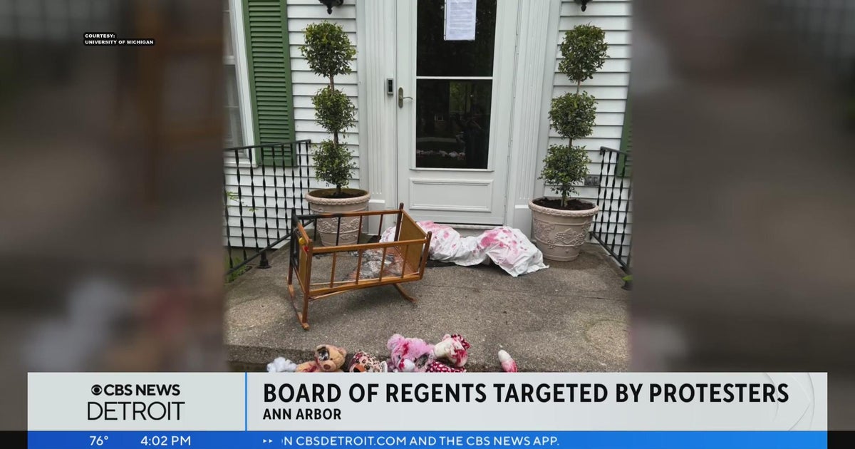 Body bags and fake blood left at University of Michigan regents' homes ...