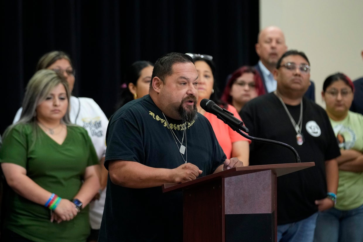 Uvalde school shooting victims' families announce $2 million settlement ...