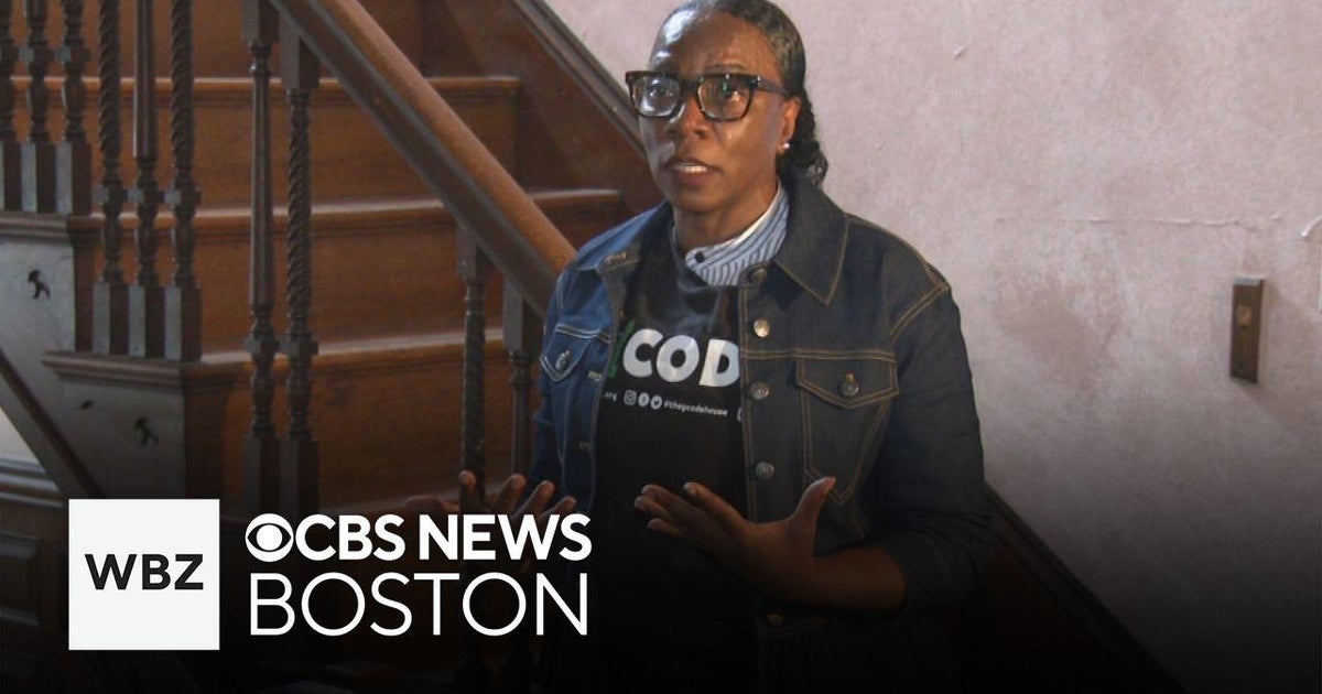 Roxbury mom helps young women of color explore careers in tech field ...