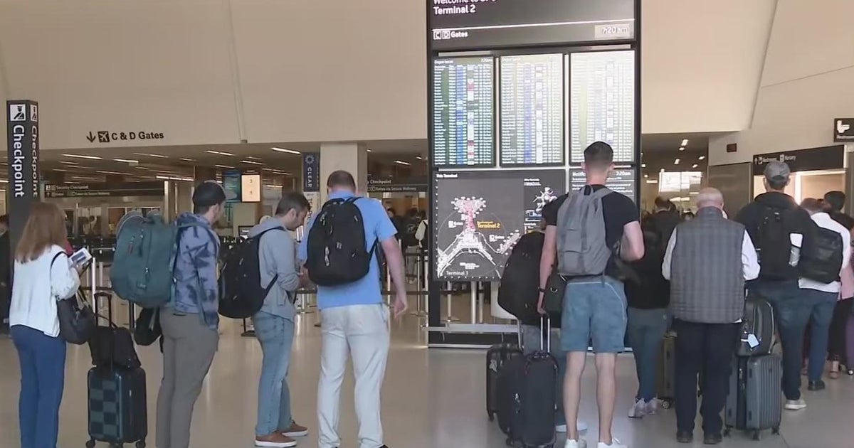 Holiday traveling off to a record-breaking start, according to TSA ...