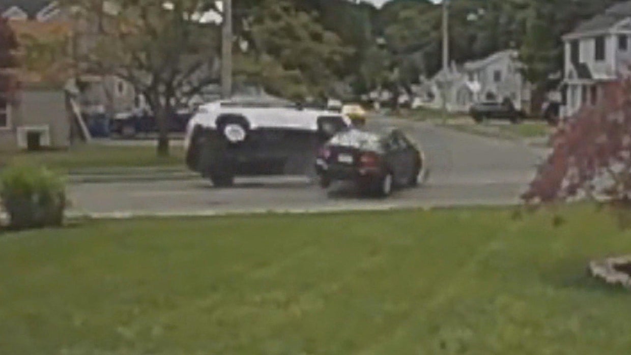 Video shows wild road rage crash and "Good Boss" chasing driver outside Massachusetts home - CBS ...