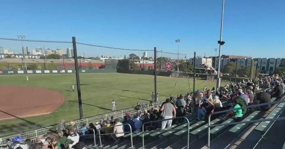 Oakland baseball fans showing up to support Ballers' inaugural game at ...