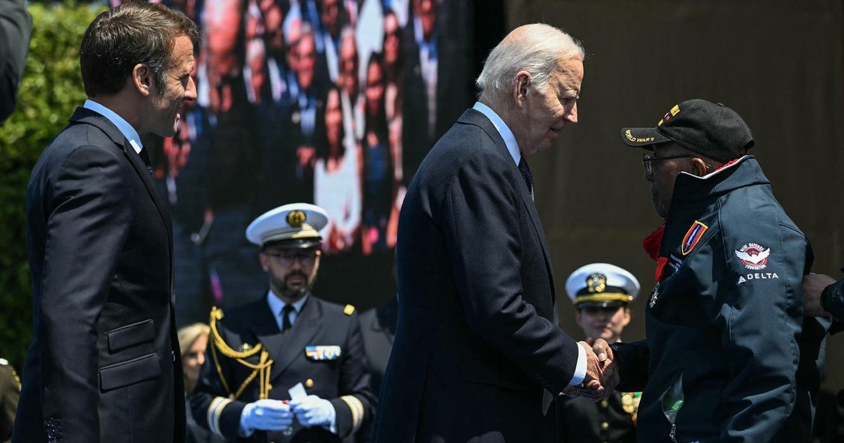 Biden, Macron honor D-Day veterans 80 years after operation - CBS News