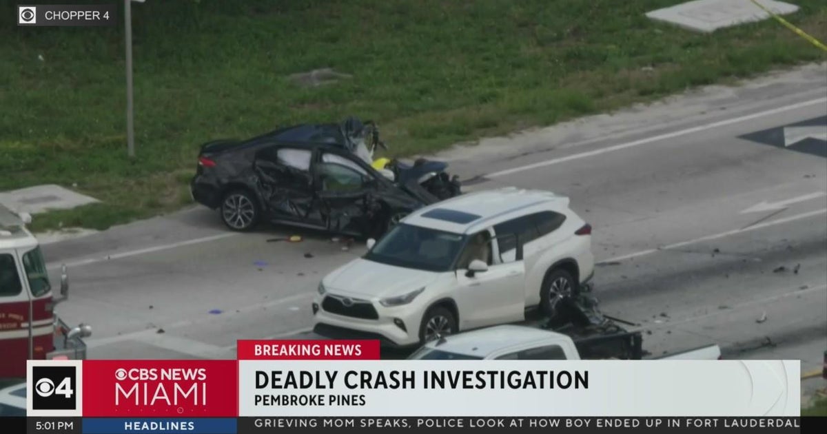 Pembroke Pines fatal crash under investigation - CBS Miami Pembroke Pines fatal crash under investigation - CBS Miami