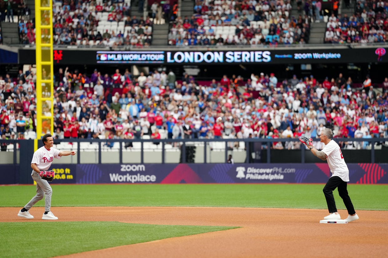 At Phillies-Mets MLB London Series, Rob McElhenney, Chase Utley and ...