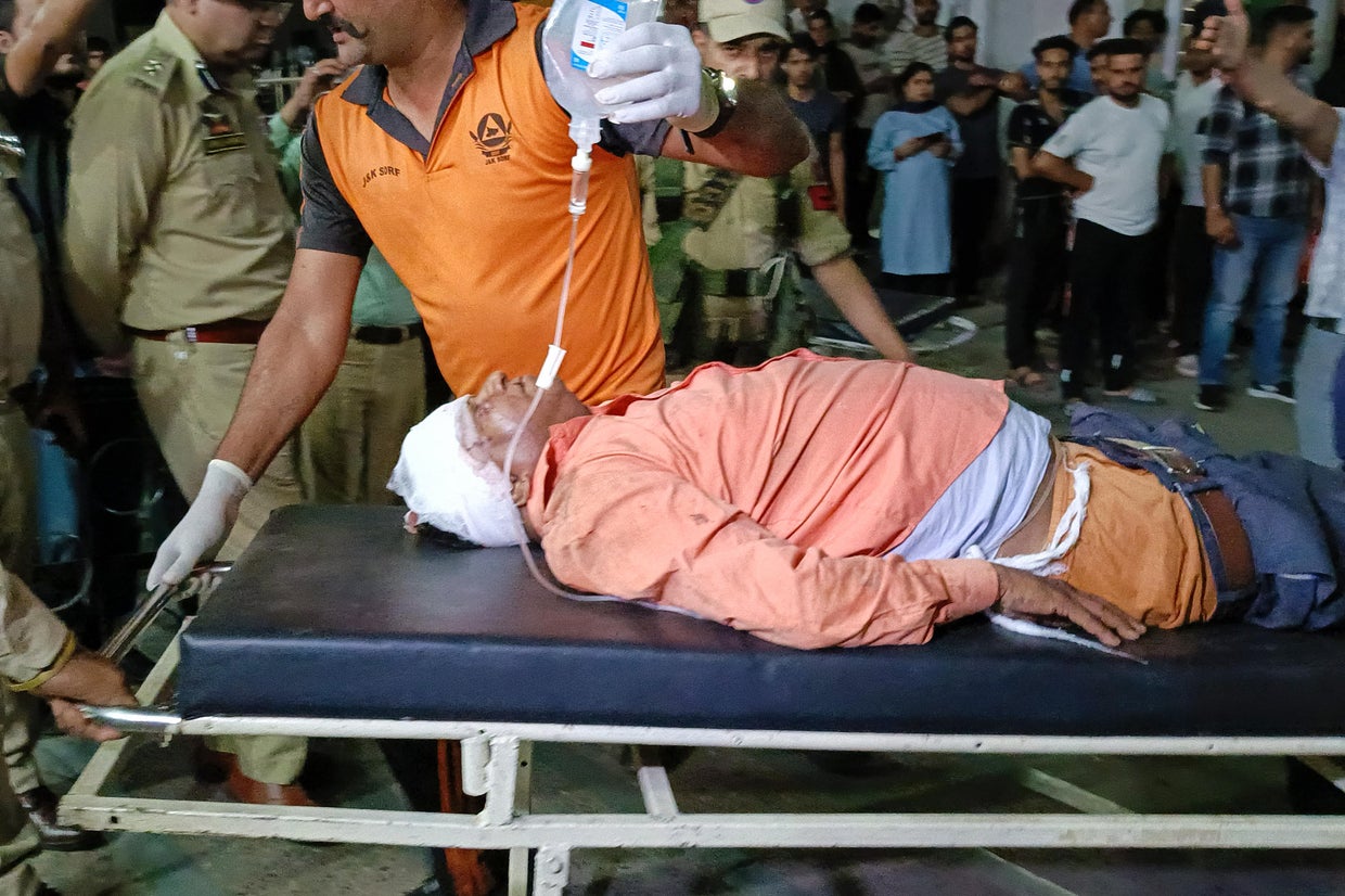 Militants attack bus in India-controlled Kashmir, kill 9 Hindu pilgrims, police say - CBS News