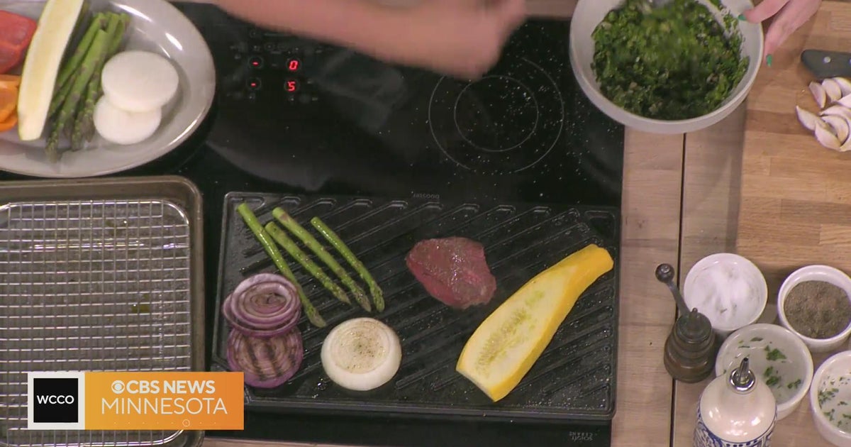 How to make Chef Mike Rakun's chimichurri sauce - CBS Minnesota