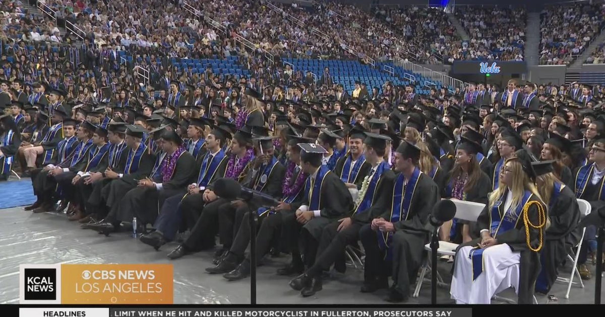 Graduation ceremonies begin at UCLA - CBS Los Angeles