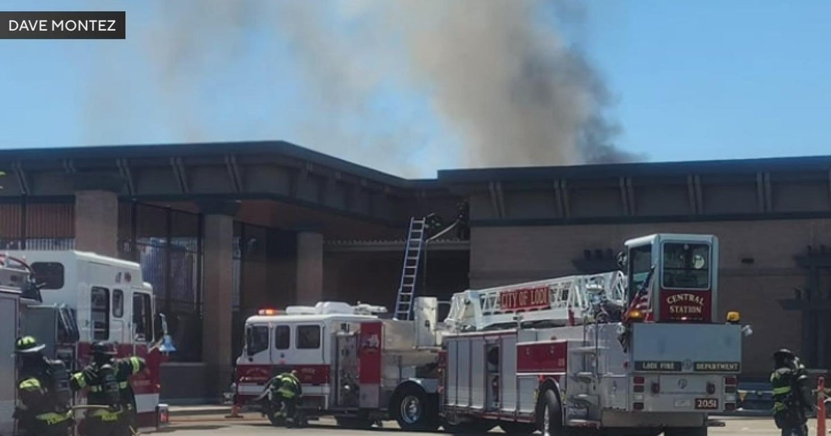 Fire at Lodi Walmart forces customers to evacuate - CBS Sacramento