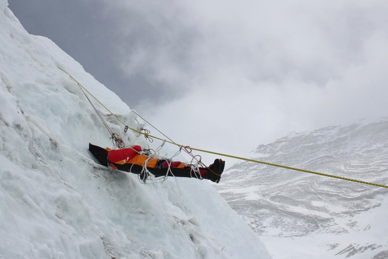 Mount Everest's melting ice reveals bodies of climbers lost in the ...