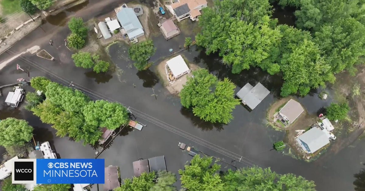 Minnesota town recovers from extensive flood waters - CBS Minnesota
