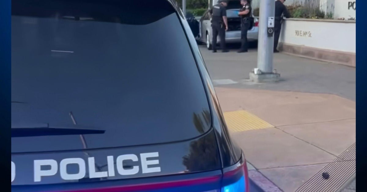 Suspected drunken driver crashes into San Leandro Police Department ...