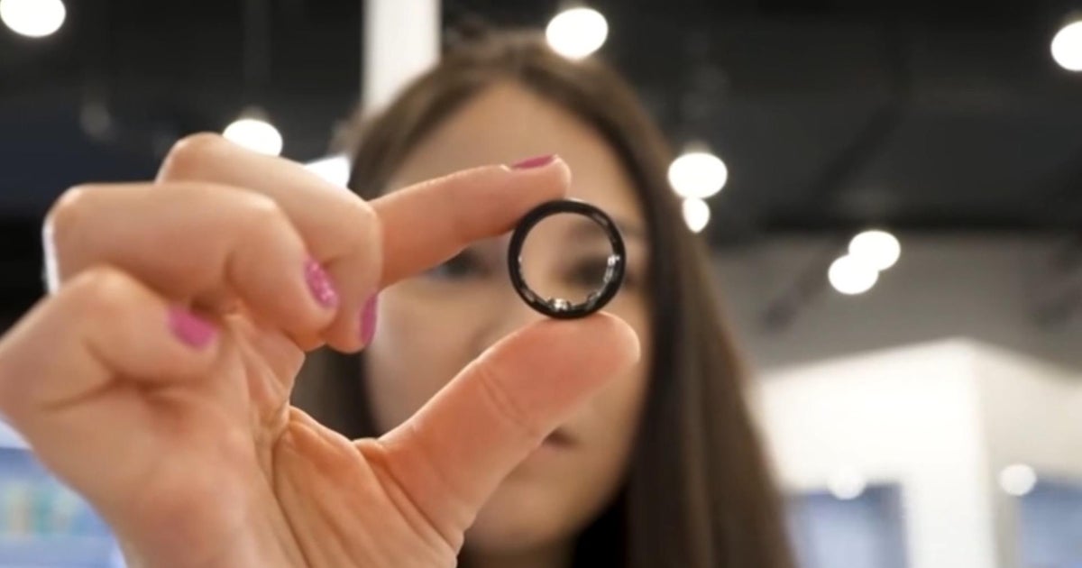 Samsung unveils new Galaxy Ring health tracker - CBS News