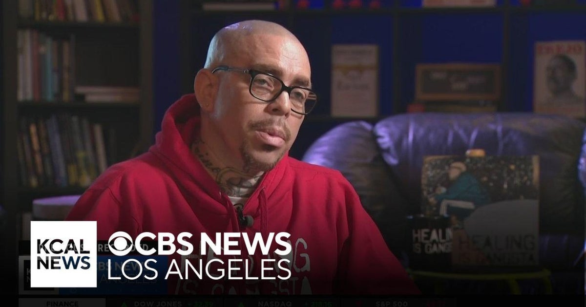 Meet Dr. Taje Moreno, a.k.a. "The Hood Therapist" - CBS Los Angeles