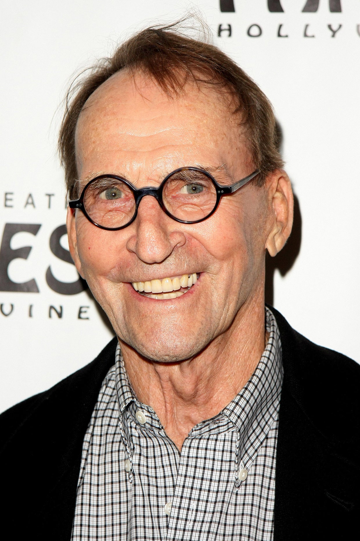 'Hill Street Blues' actor James Sikking dies at 90 - CBS Los Angeles