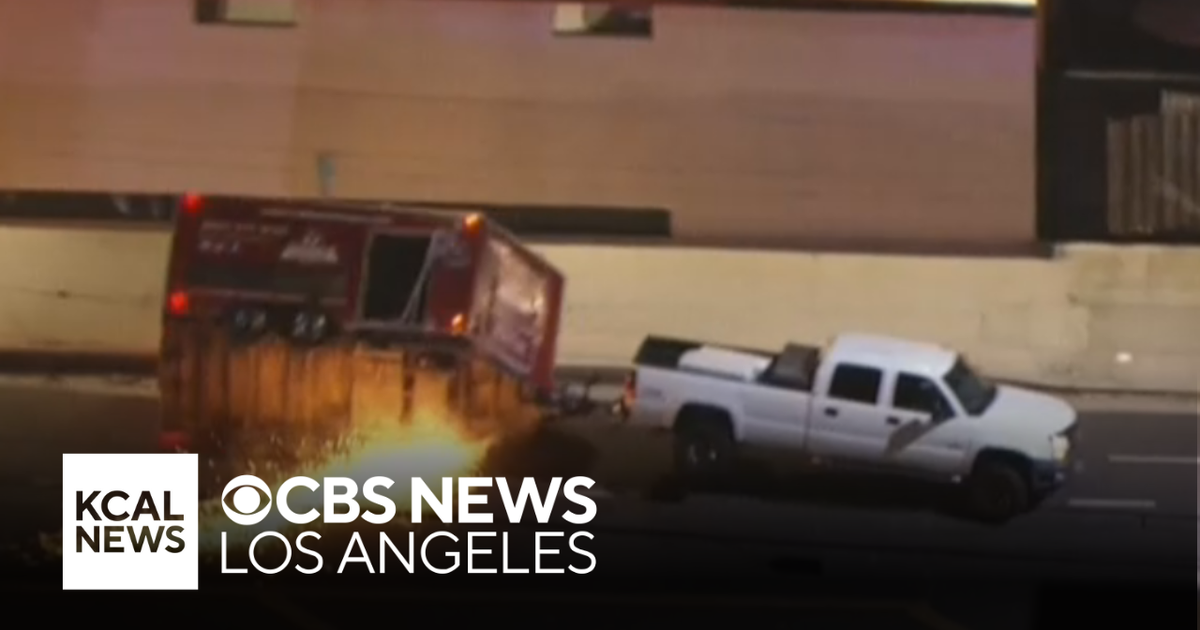 Carjacking suspect crashes stolen coffee cart during LAPD pursuit - CBS ... Carjacking suspect crashes stolen coffee cart during LAPD pursuit - CBS ...