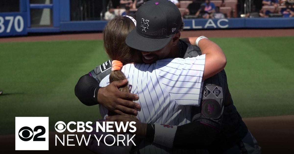 Mets players on what makes "Kids Take The Field" so special - CBS New York