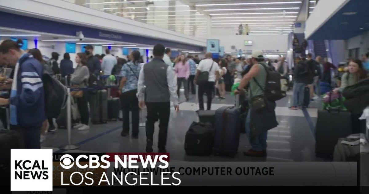 Global outage causes problems at LAX - CBS Los Angeles
