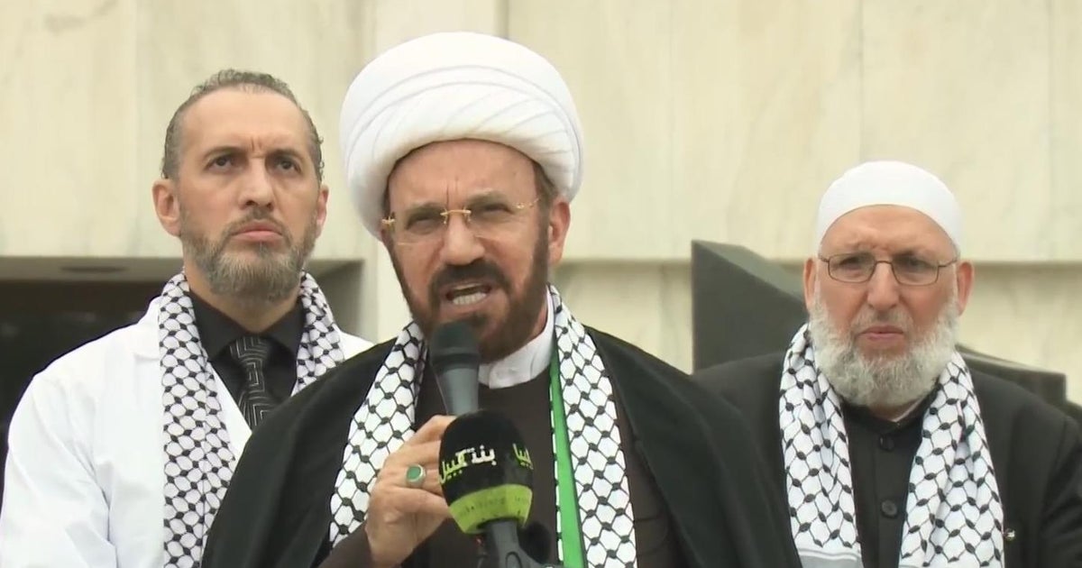 Arab and Muslim leaders in Dearborn protest Israeli Prime Minister ...