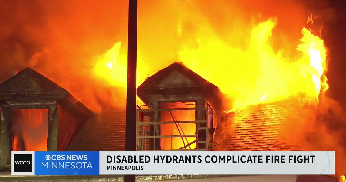 Minneapolis firefighters scramble to control Uptown fire amid hydrant ...