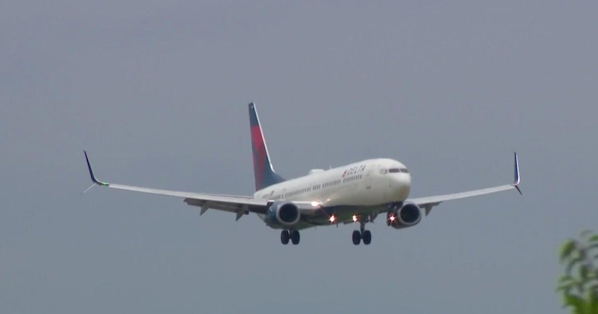 Family of Rosevillle Marine Sgt. Nicole Gee caught in Delta Airlines ...