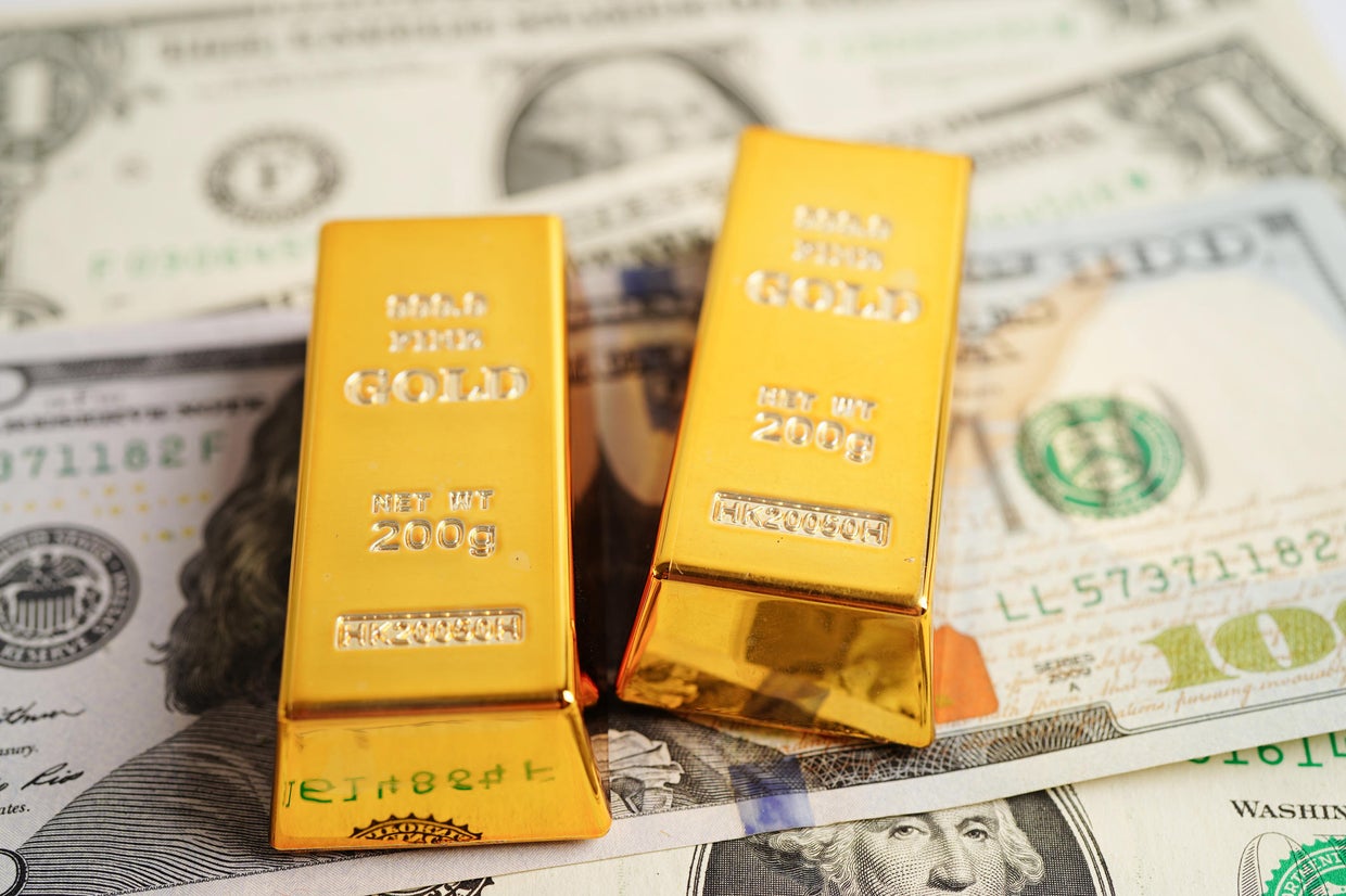 Should you buy gold before the July Fed meeting? Here's what experts ...