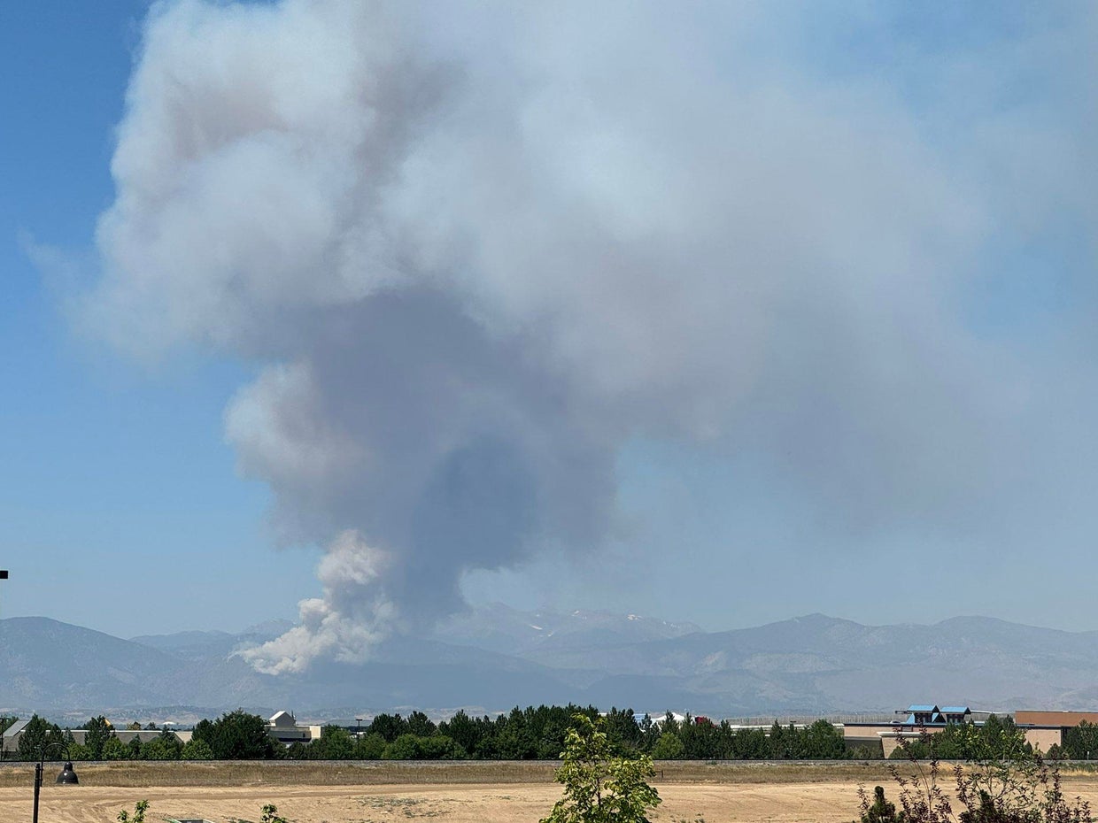Alexander Mountain Fire prompts evacuations in Colorado, Larimer County ...