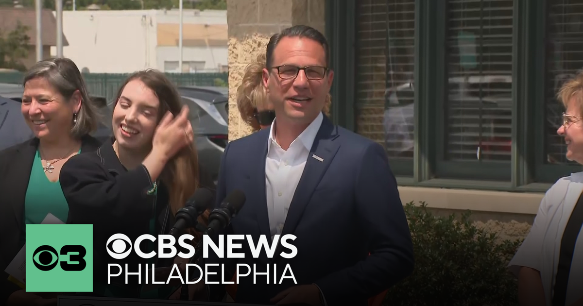 Gov. Josh Shapiro speaking at rally for Kamala Harris with Michigan Gov ...