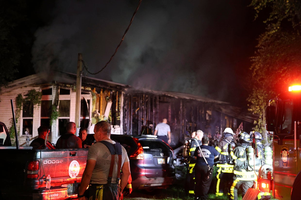 4 people, 3 dogs dead after home intentionally set on fire, Florida ...