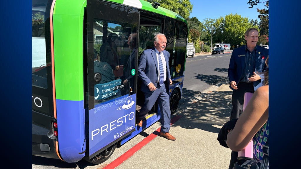 Autonomous shuttles debut at Rossmoor senior living community - CBS San ...