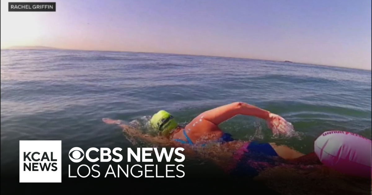 Southern California woman to swim English Channel to honor mother - CBS ...