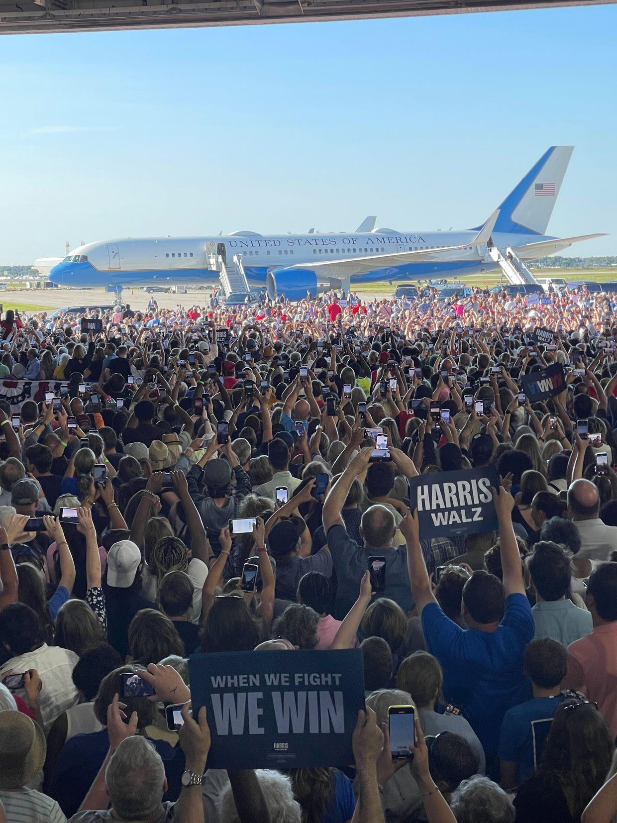Trump falsely claims Harris campaign used AI to fake crowd in Detroit ...