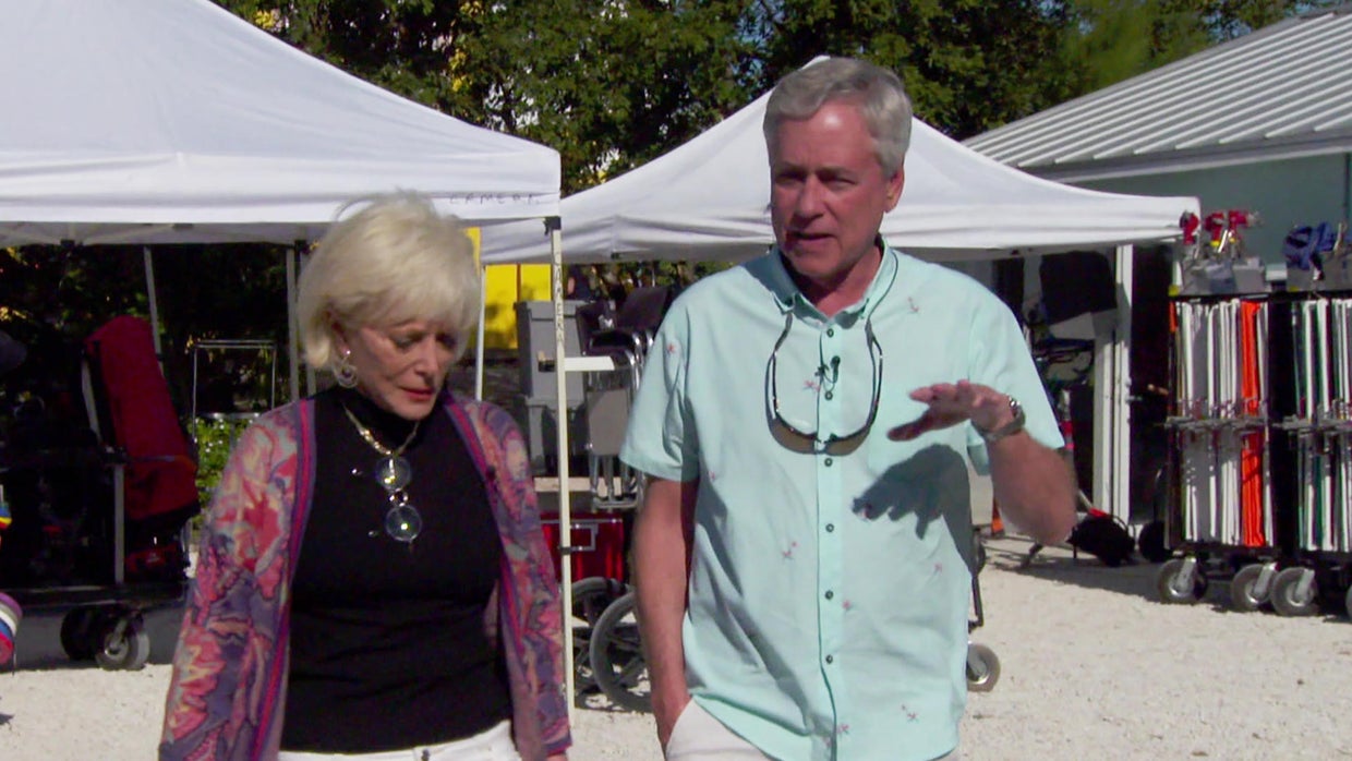 Carl Hiaasen on "Bad Monkey" becoming a TV series - CBS News