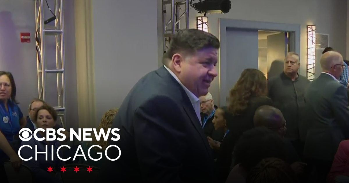 Delegate breakfast kicks off Day 1 of DNC - CBS Chicago