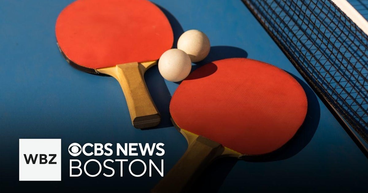 Boston restaurant lets customers learn how to play ping pong - CBS Boston