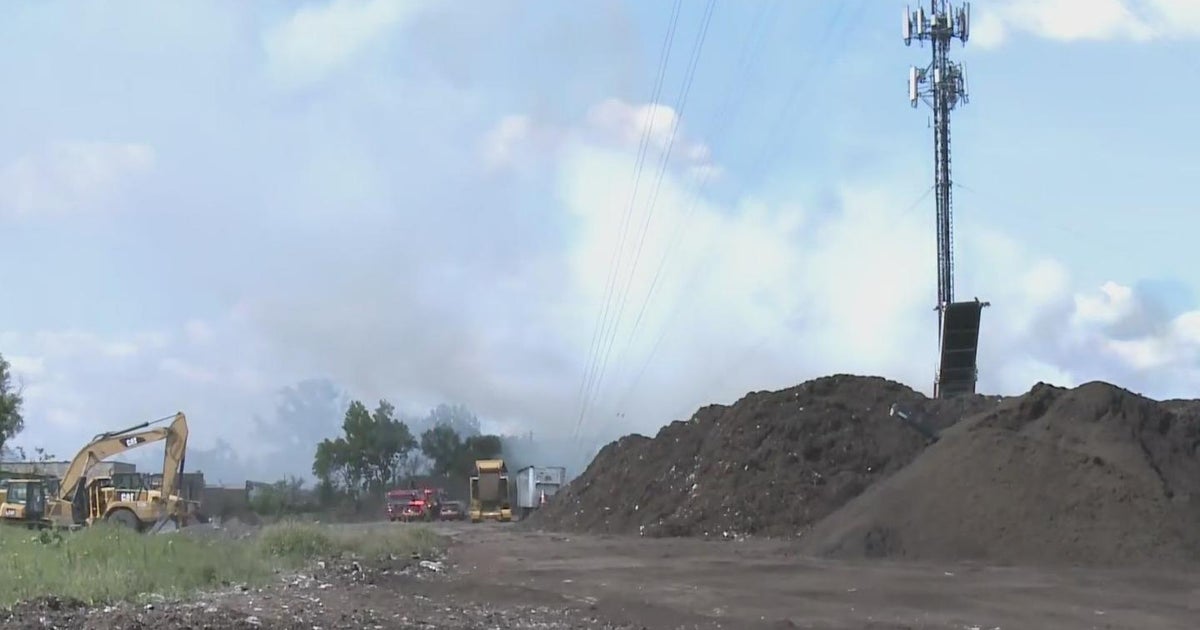 Detroit mulch has been burning for more than 24 hours - CBS Detroit