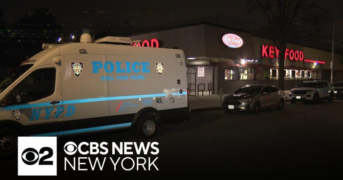 Girl Abducted From Queens Supermarket Reunited With Her Grandmother