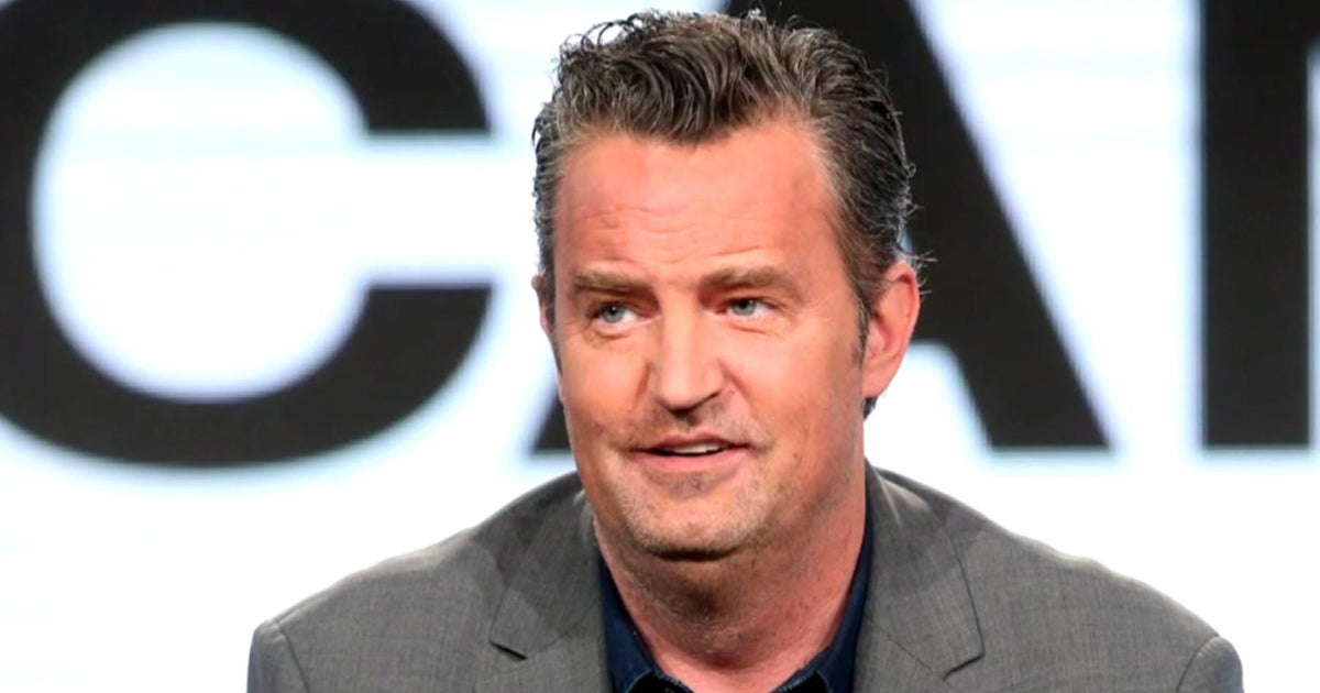Doctor charged over "Friends" star Matthew Perry's death expected to plead guilty - CBS News