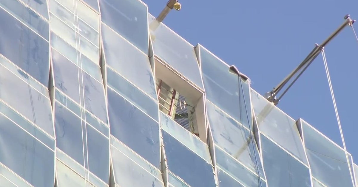 Window falls out of Salesforce East tower, shattering on downtown ...