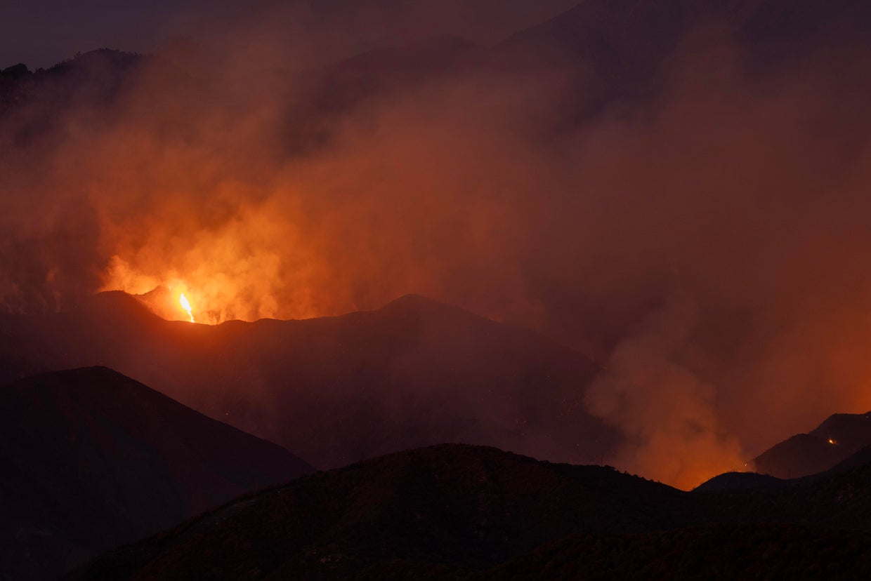 Bridge Fire grows in acreage, prompting evacuation warnings