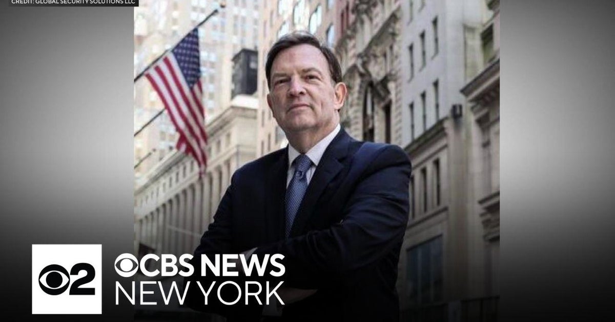 Thomas Donlon sworn in as interim NYPD commissioner - CBS New York