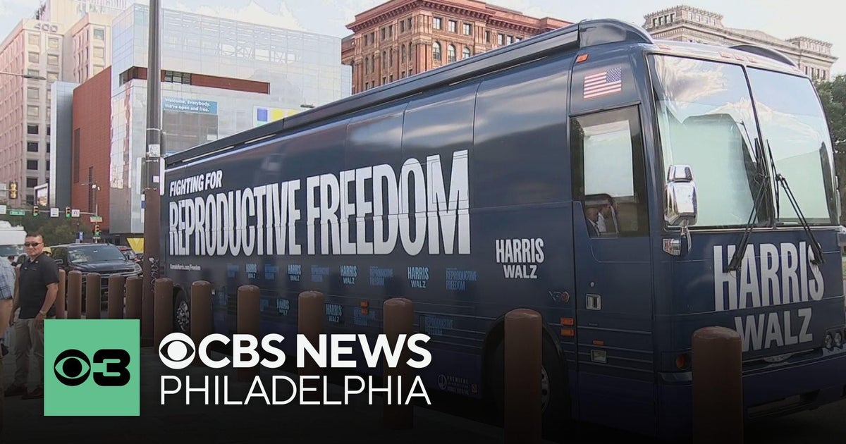 Harris campaign's "Fighting for Reproductive Freedom" bus tour stops in ...