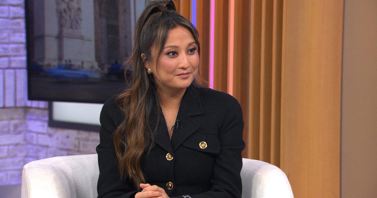 Ashley Park talks "Emily in Paris" season 4, show's move to Rome - CBS News