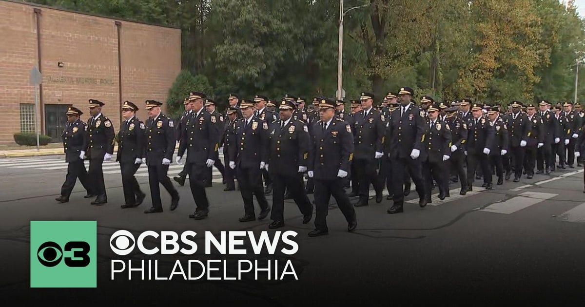Philadelphia police gather to remember Jaime Roman, officer shot during ...
