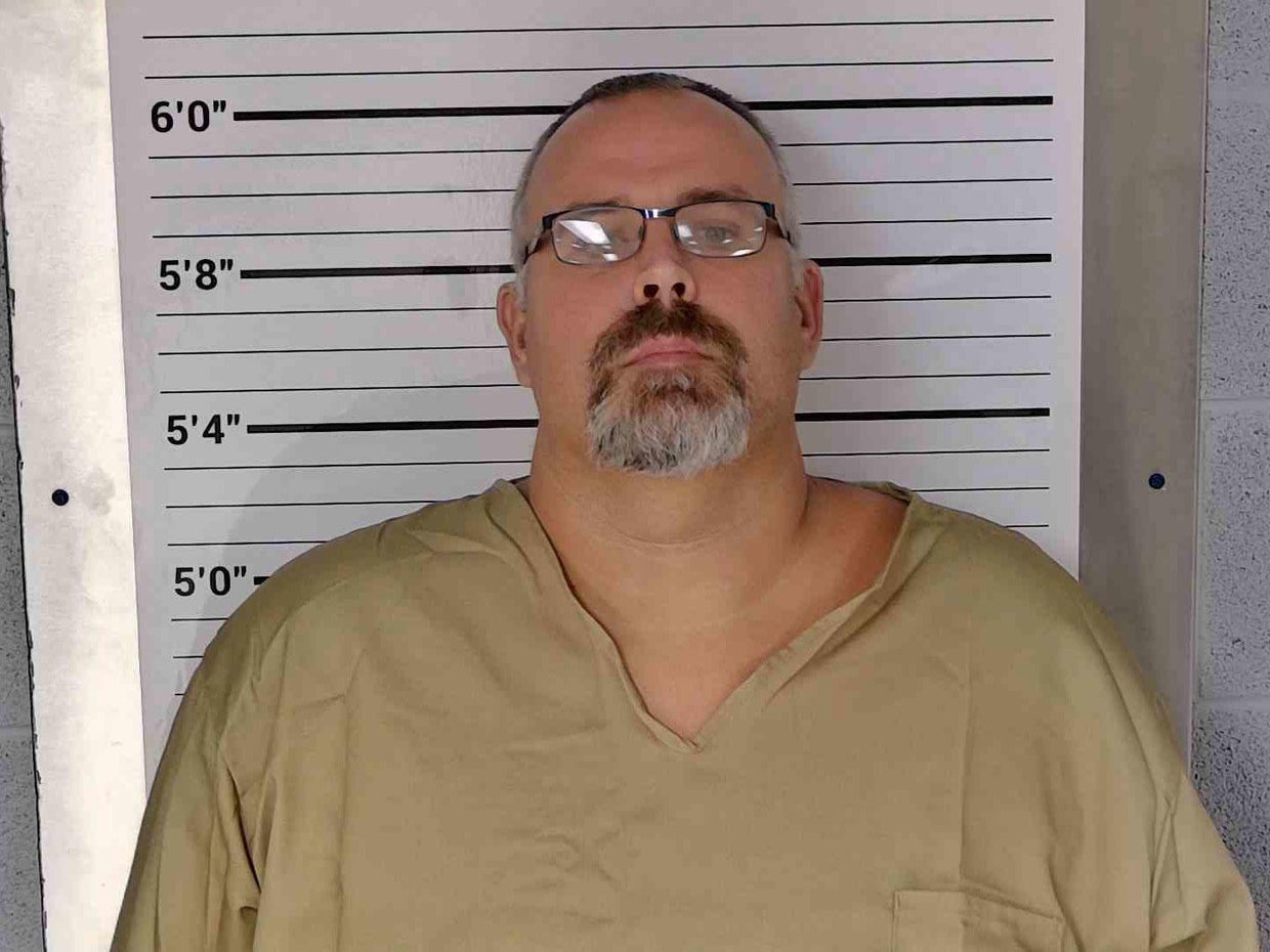 Kentucky sheriff charged with killing judge pleads not guilty to murder ...