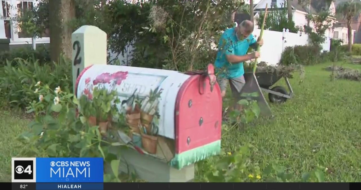 People living in Perry clean up after Helene leaves heavy destruction ...