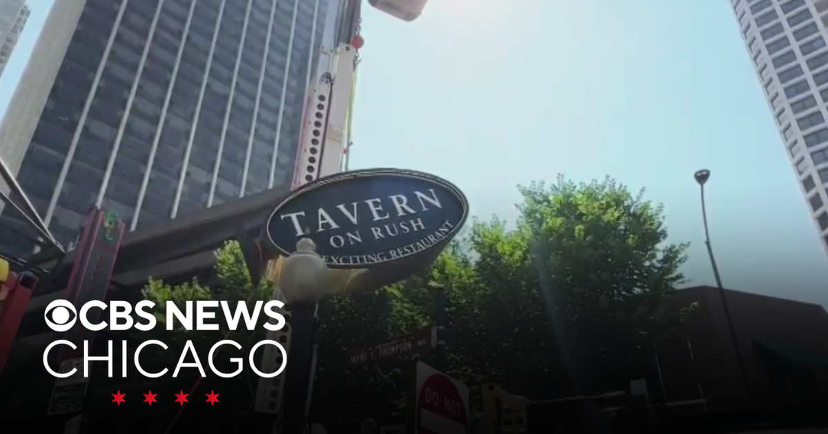 Chicago's Tavern on Rush reopens in new location - CBS Chicago