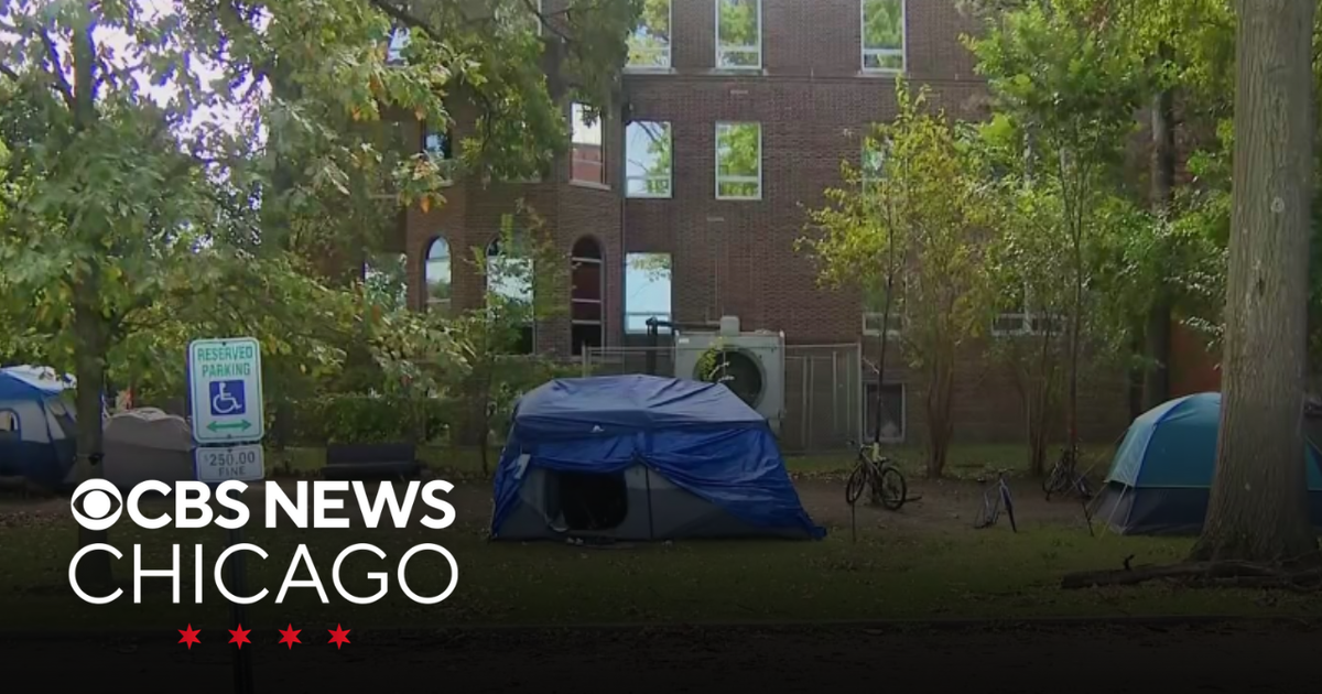 Neighbors want to clear homeless encampment in Chicago's Gompers Park ...