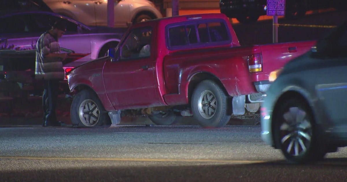 4 Injured After Collision Between Vehicle And Police Car In Aurora