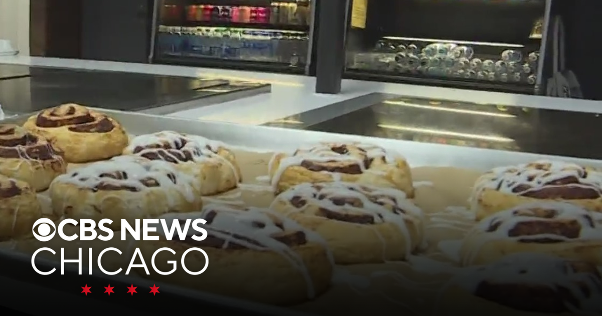 Happy National Cinnamon Roll Day! - CBS Chicago
